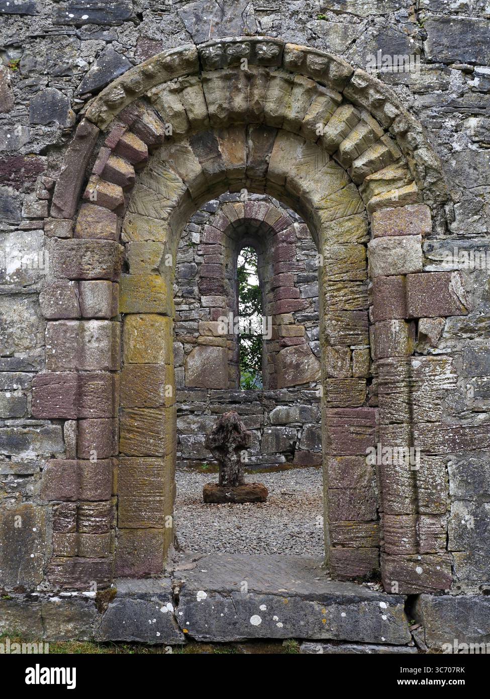 Monastery cross door hi-res stock photography and images - Alamy