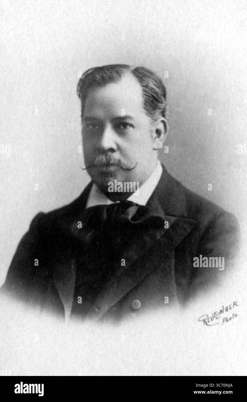 Joseph a dit Black and White Stock Photos & Images - Alamy