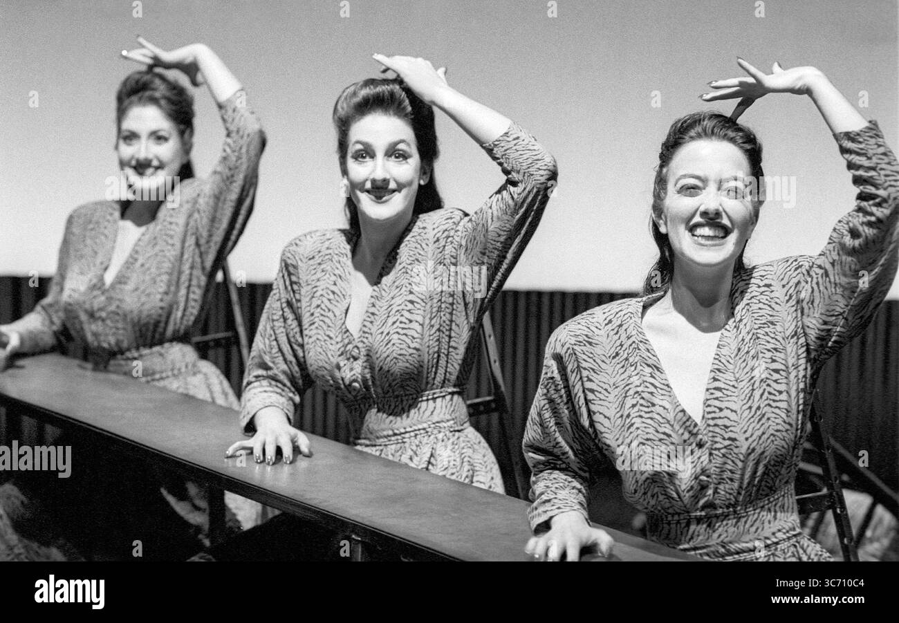 Sequences of monologues hi-res stock photography and images - Alamy