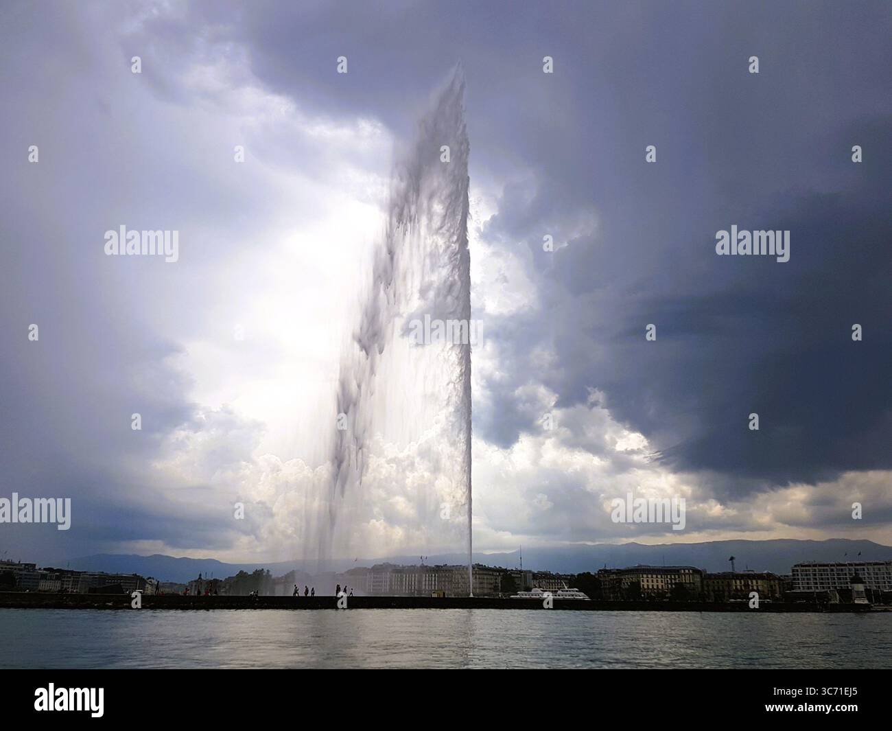 Dramatic stormy weather scenario at Lake Geneva near the famous ...