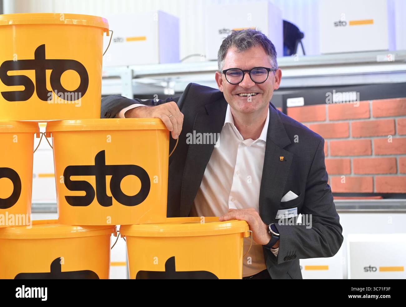 Opening ceremony of the new production hall of the manufacturer and ...