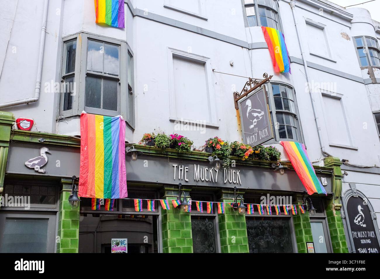 Brighton pubs 2025 hi-res stock photography and images - Alamy