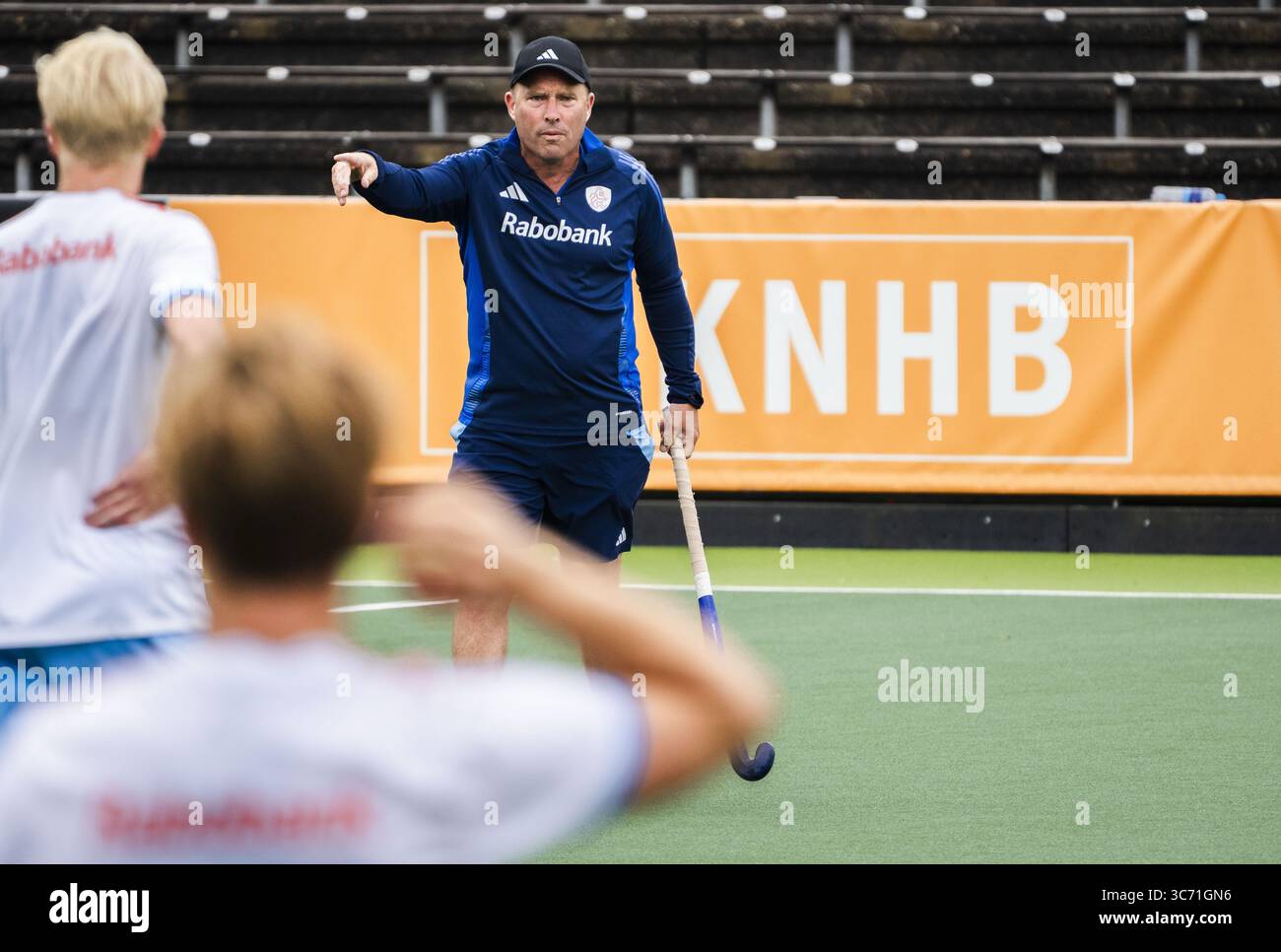 AMSTELVEEN - National coach of the Dutch field hockey men Jeroen DelmÃ ...