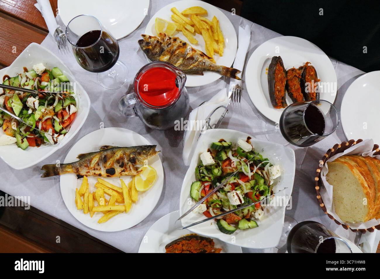 Albanian cuisine dinner seafood hi-res stock photography and images - Alamy