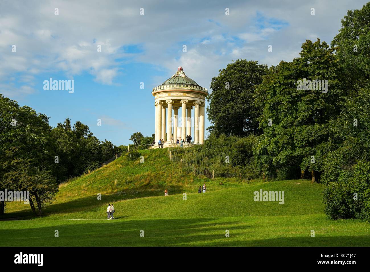 Small landmarks in munich hi-res stock photography and images - Alamy
