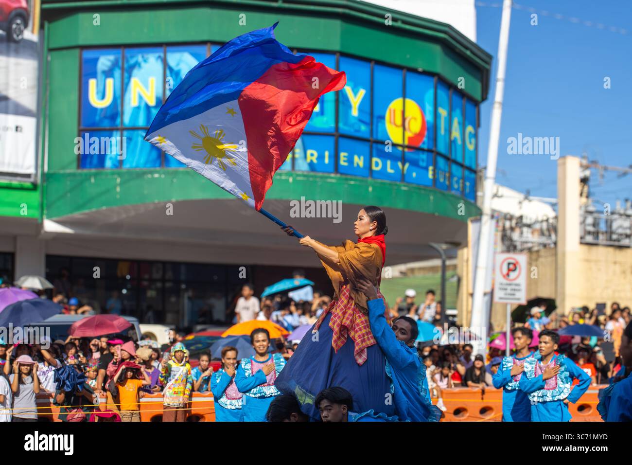 Tagbilaran, Bohol, Philippines, Sandugo Festival participants with the ...
