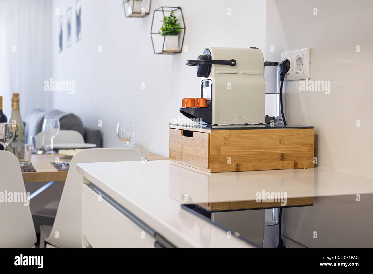 Compact coffee machine setup hi-res stock photography and images - Alamy