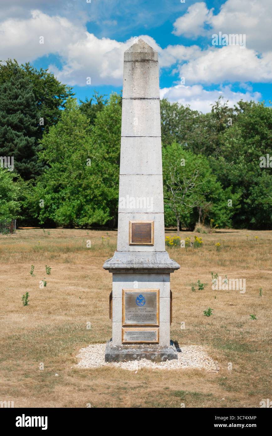 Former second world war airfields hi-res stock photography and images ...