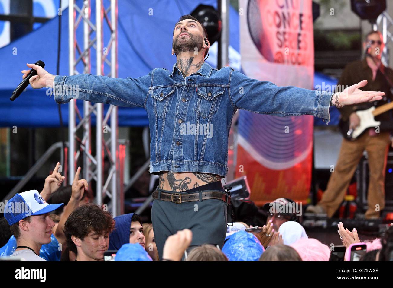 Adam Levine, lead singer of Maroon 5, performs with the group on NBC's ...