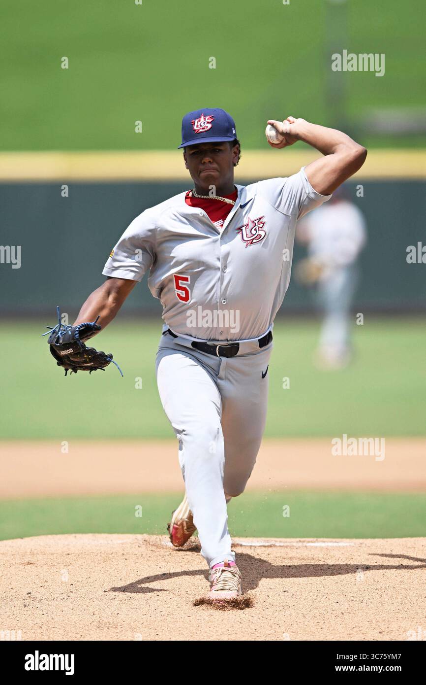 Team Stripes pitcher Kyle Johnson (5) (Virginia) delivers a pitch ...