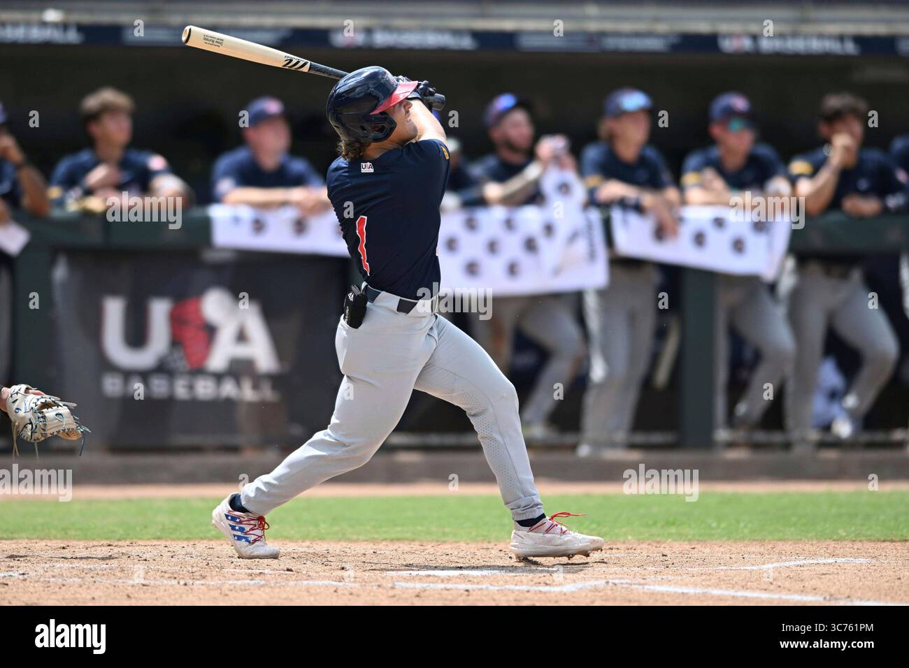 Drew Burress (1) (Georgia Tech) of Team Stars follows through on a ...