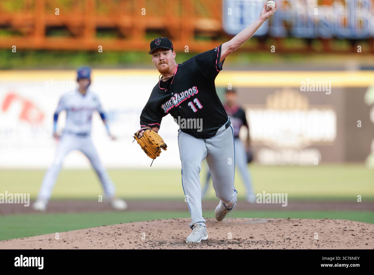 Pensacola Blue Wahoos starting pitcher Dax Fulton (11) in action ...
