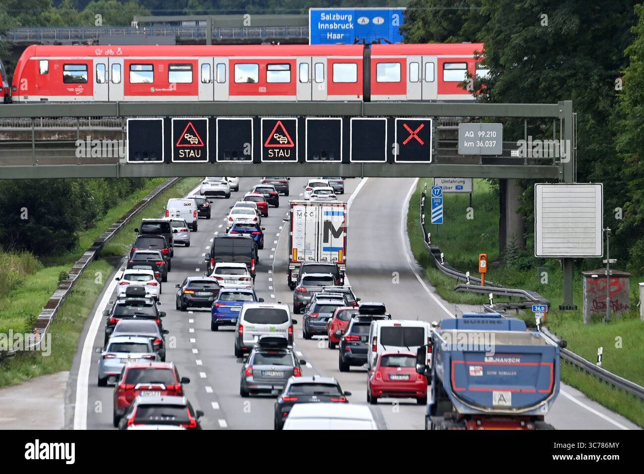 Traffic jam on the A99 motorway on August 1, 2025, after the start of ...