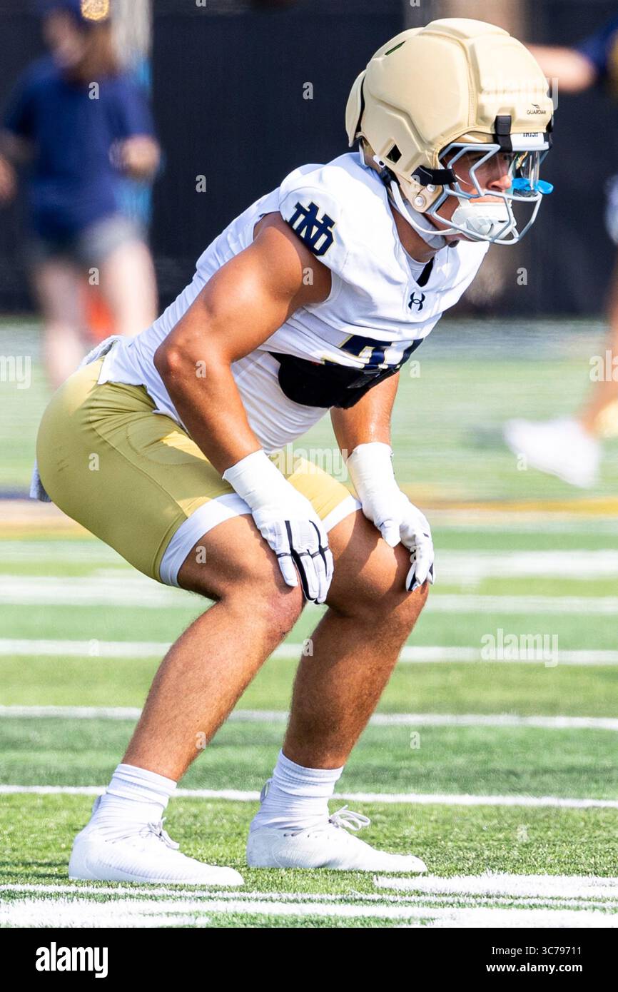August 01, 2025: Notre Dame linebacker Drayk Bowen (34) during the ...