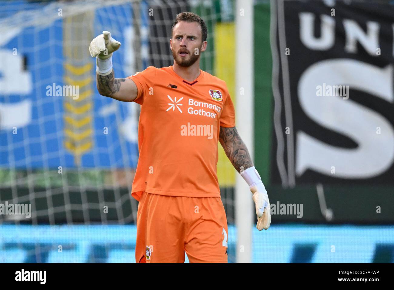 SITTARD - Bayer 04 Leverkusen goalkeeper Mark Flekken during the ...