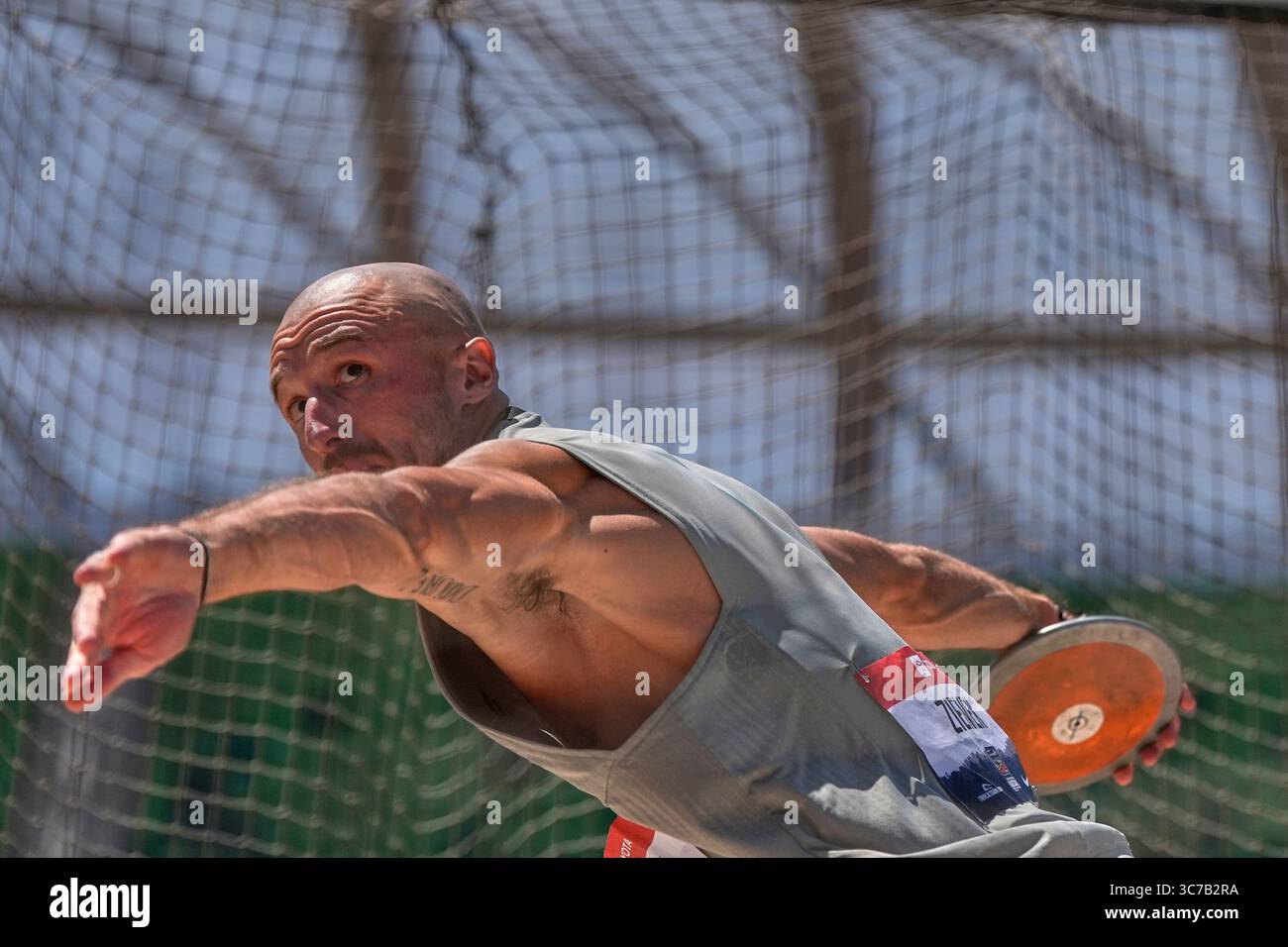 Zach Ziemek competes in the men's decathlon discus during the U.S ...