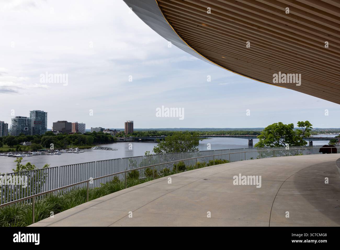 Ottawa, Canada - June 13, 2025: Kiweki Point lookout by Ottawa river in ...