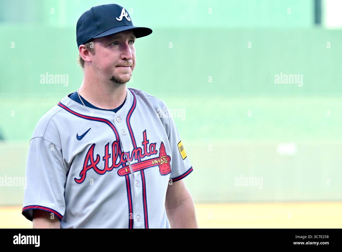 KANSAS CITY, MO - JUL 29: Atlanta Braves starting pitcher Erick Fedde ...