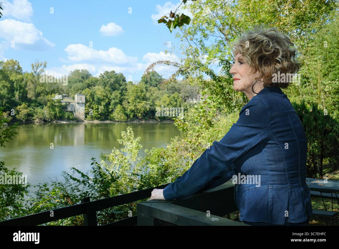 Grand Ole Opry star and country music legend Jeannie Seely, 85, died on ...