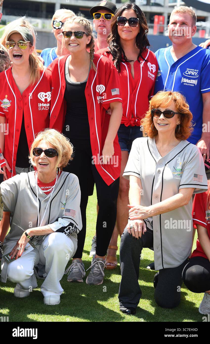 Nashville, USA. 01st Aug, 2025. Grand Ole Opry star and country music legend Jeannie Seely, 85 ...