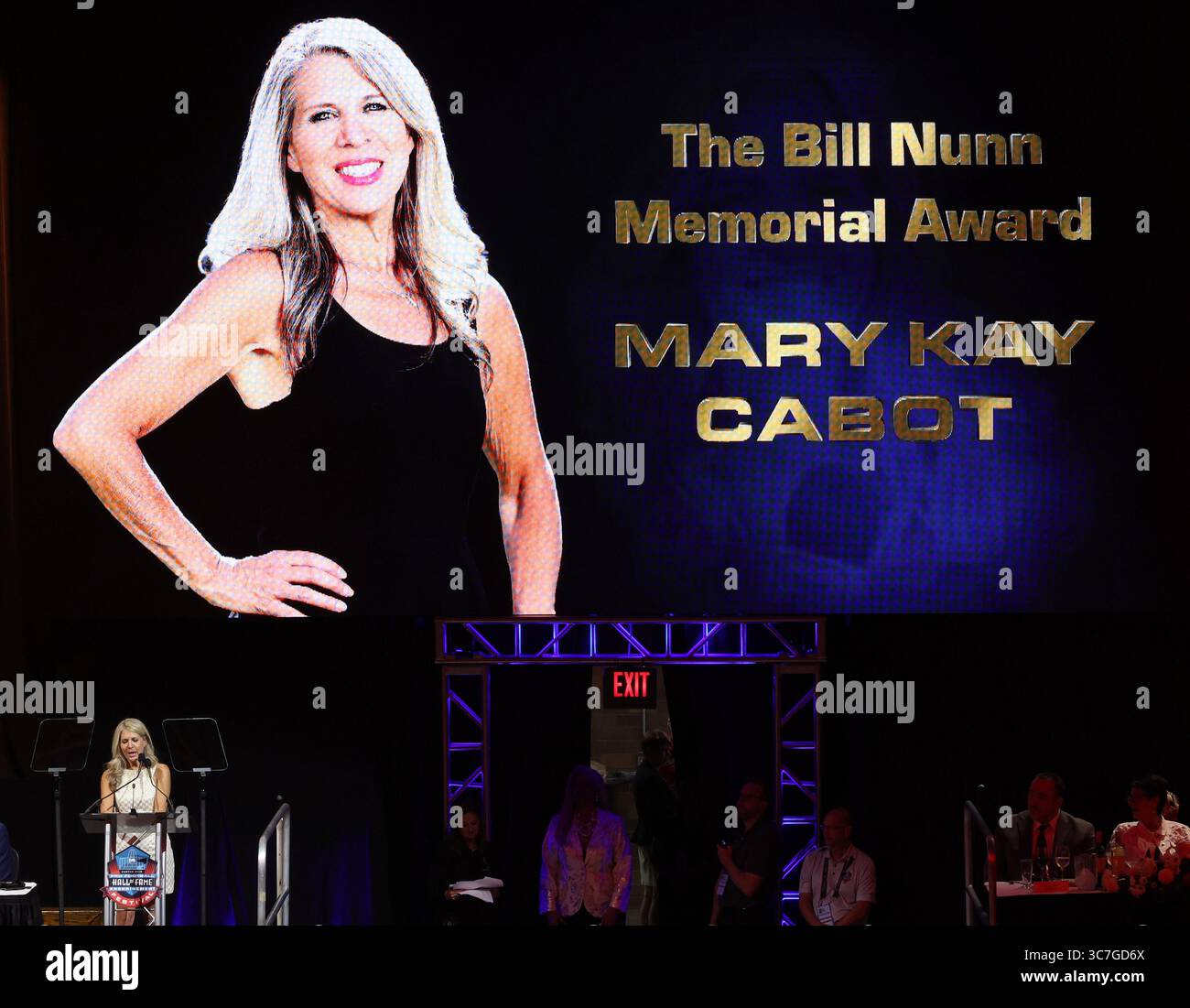 Canton, United States. 01st Aug, 2025. Cleveland Sports writer Mary Kay ...