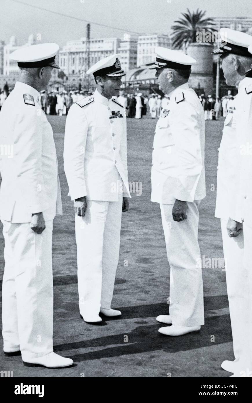 Admiral Cunningham and King George VI meeting US navy officers, c.1943 ...