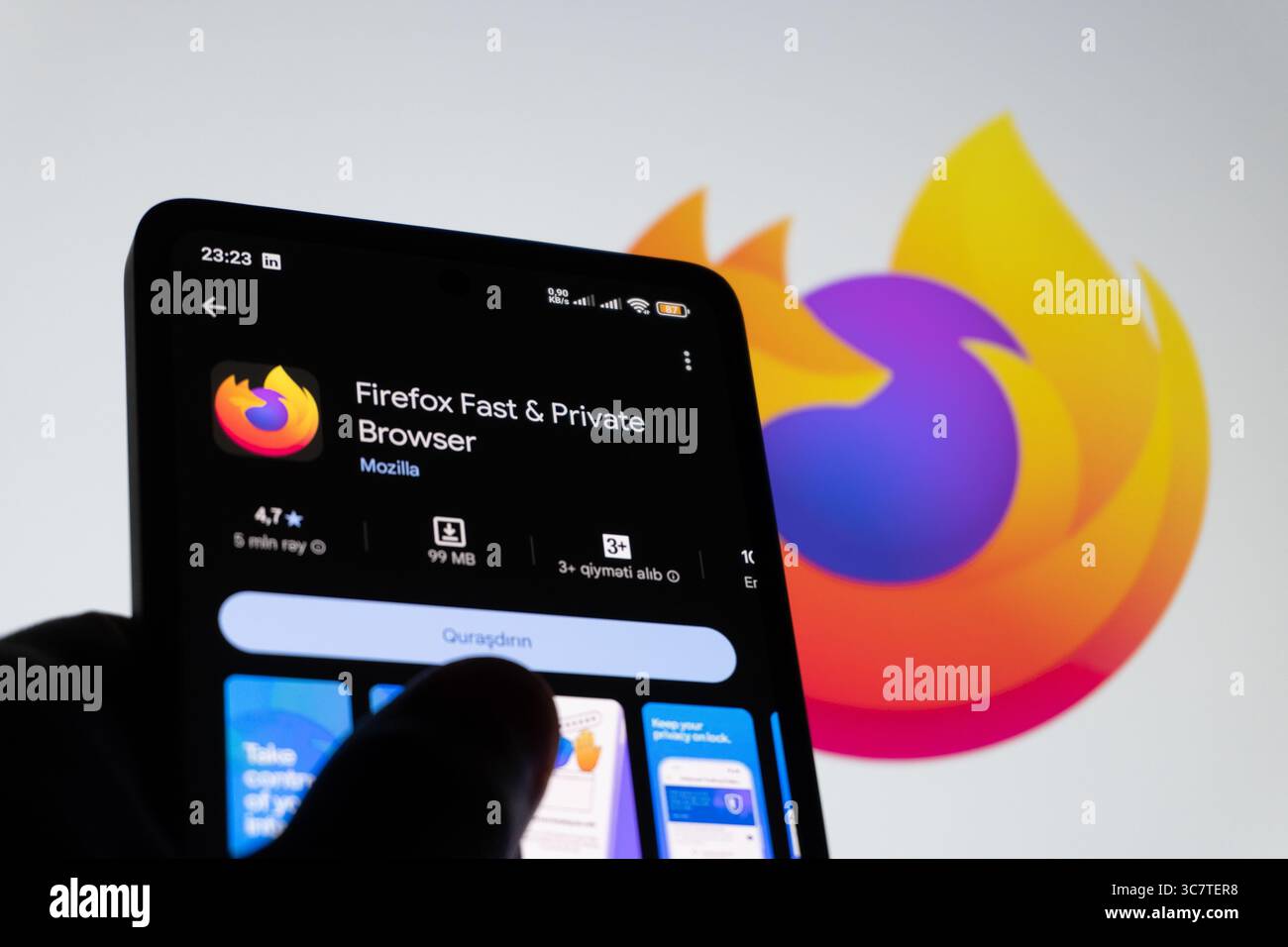 Firefox app hi-res stock photography and images - Alamy