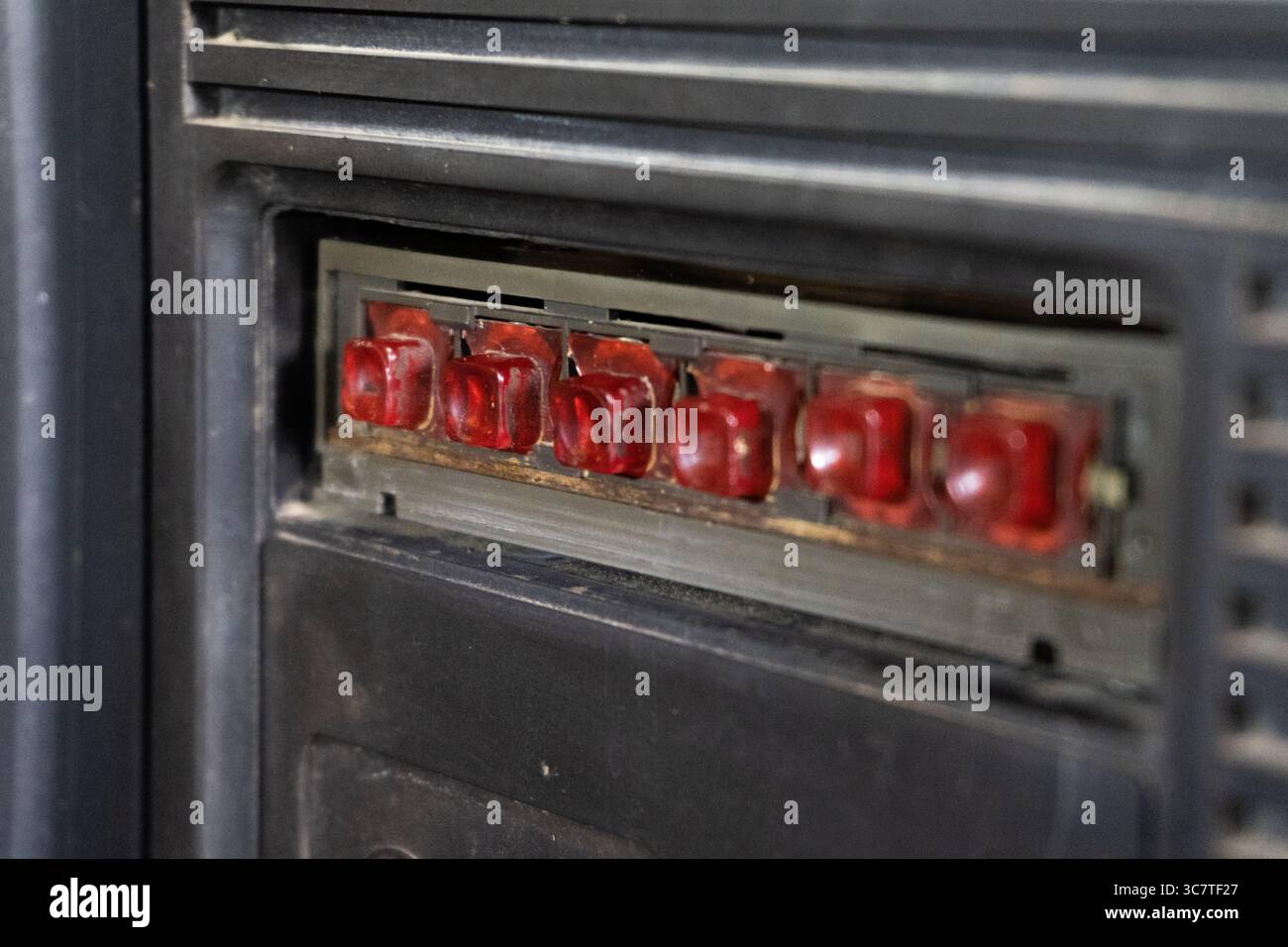 USSR period-left soviet TV - Foton. Nostalgia and analogue broadcasting ...