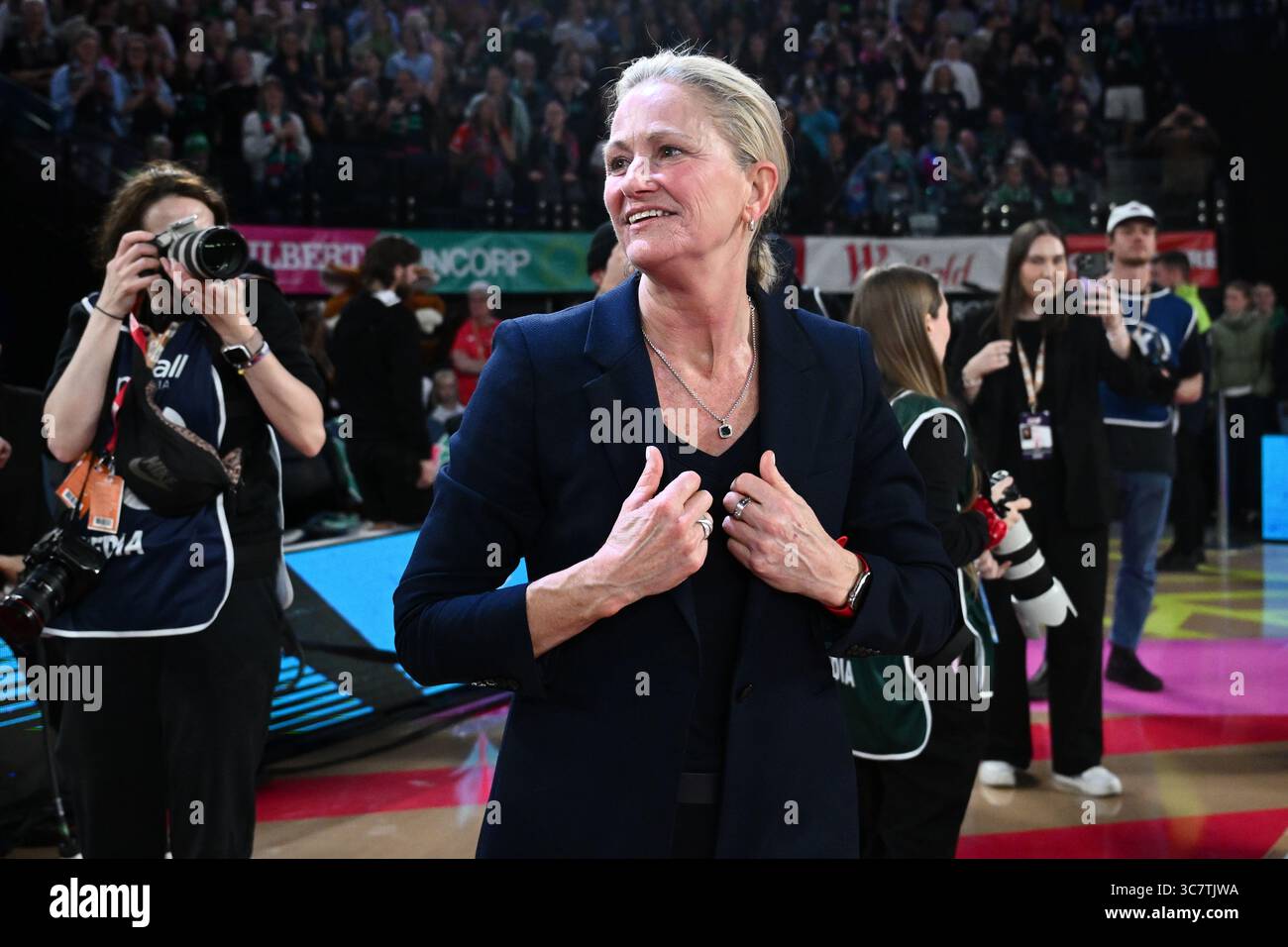 Vixens head coach Simone McKinnis celebrates following the Super ...