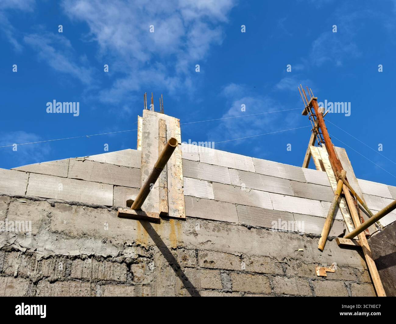 Steel column beam hi-res stock photography and images - Alamy