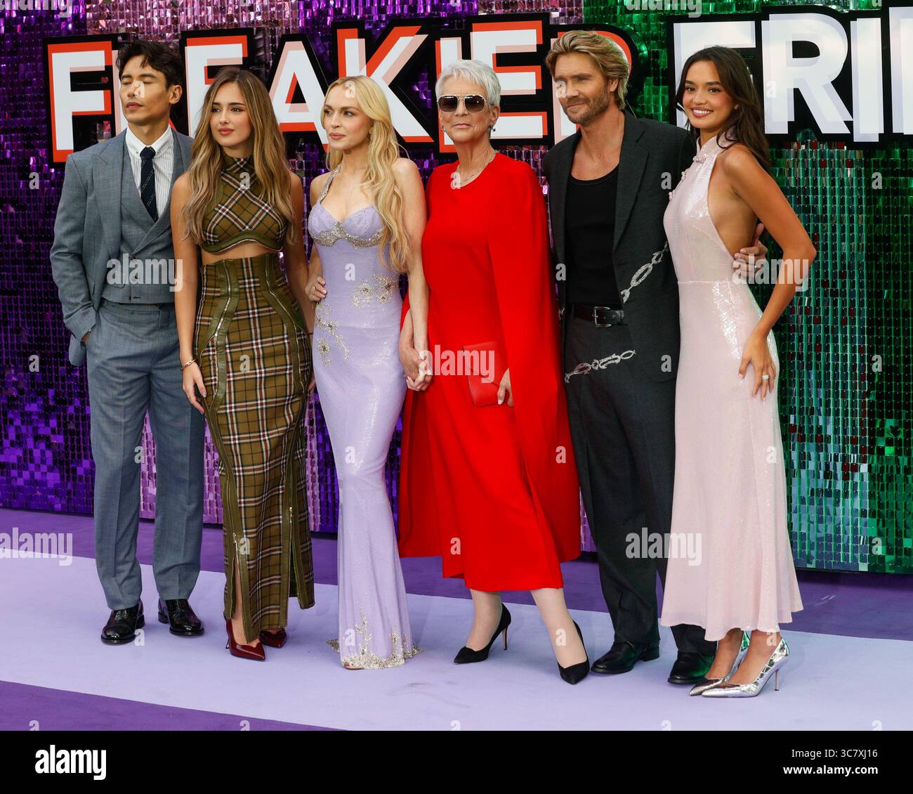 Chad michael murray and sophia hammons hi-res stock photography and ...