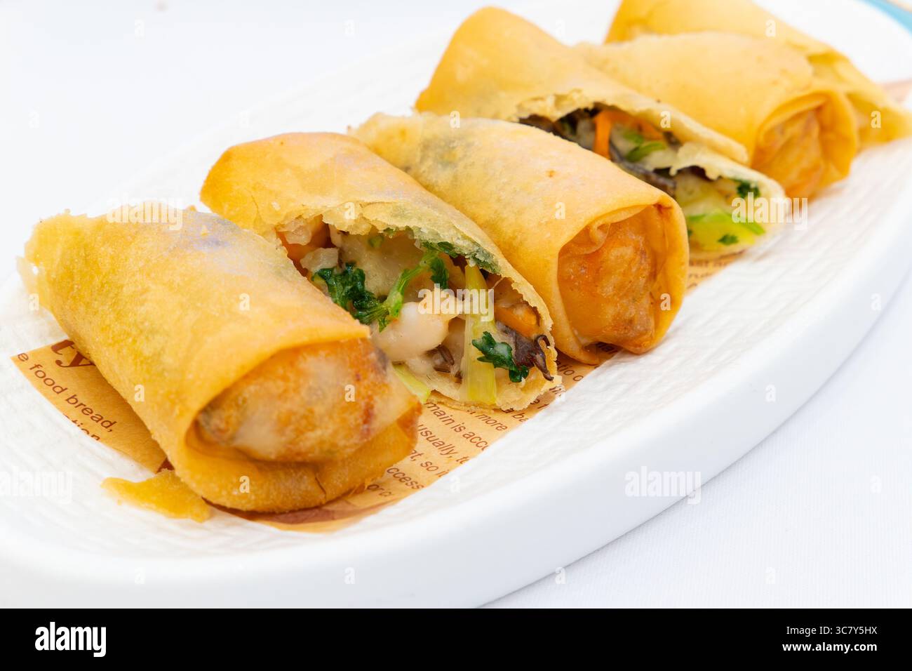 Spring rolls shrimp hi-res stock photography and images - Alamy