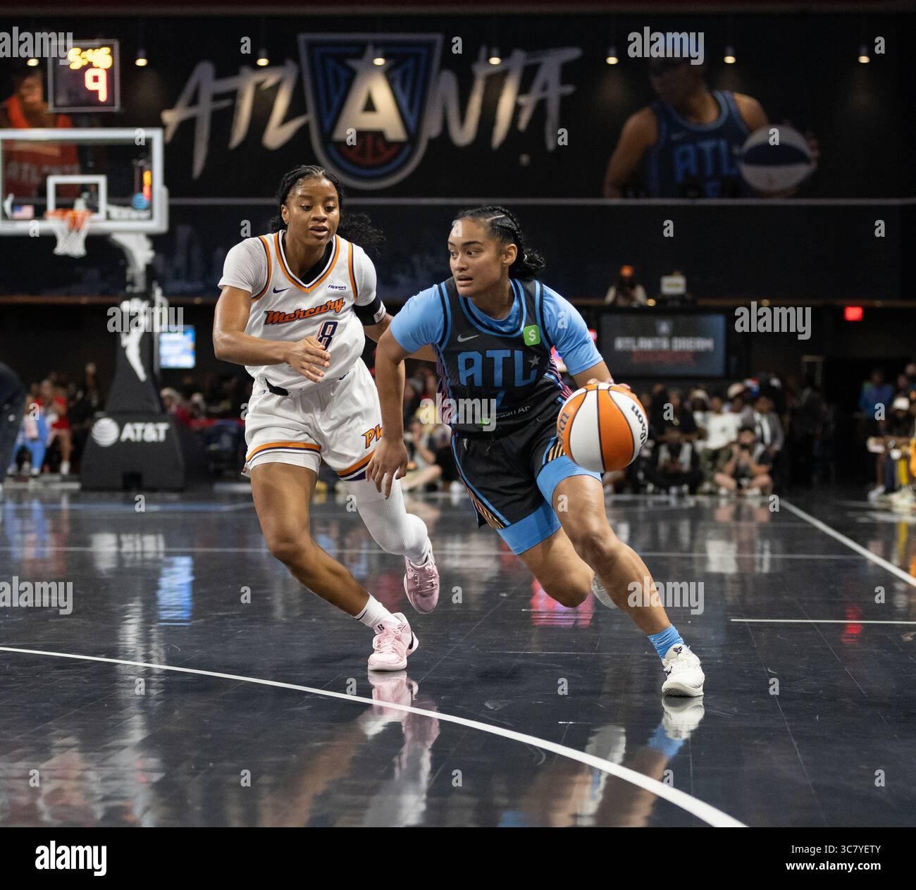 Phoenix Mercury take on the Atlanta Dream at Gateway Center Arena in ...