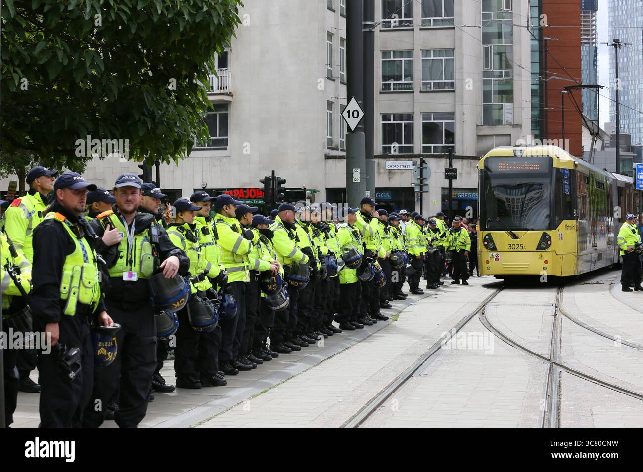 Manchester, UK. 2nd August, 2025. Britain Fist protest met with counter ...