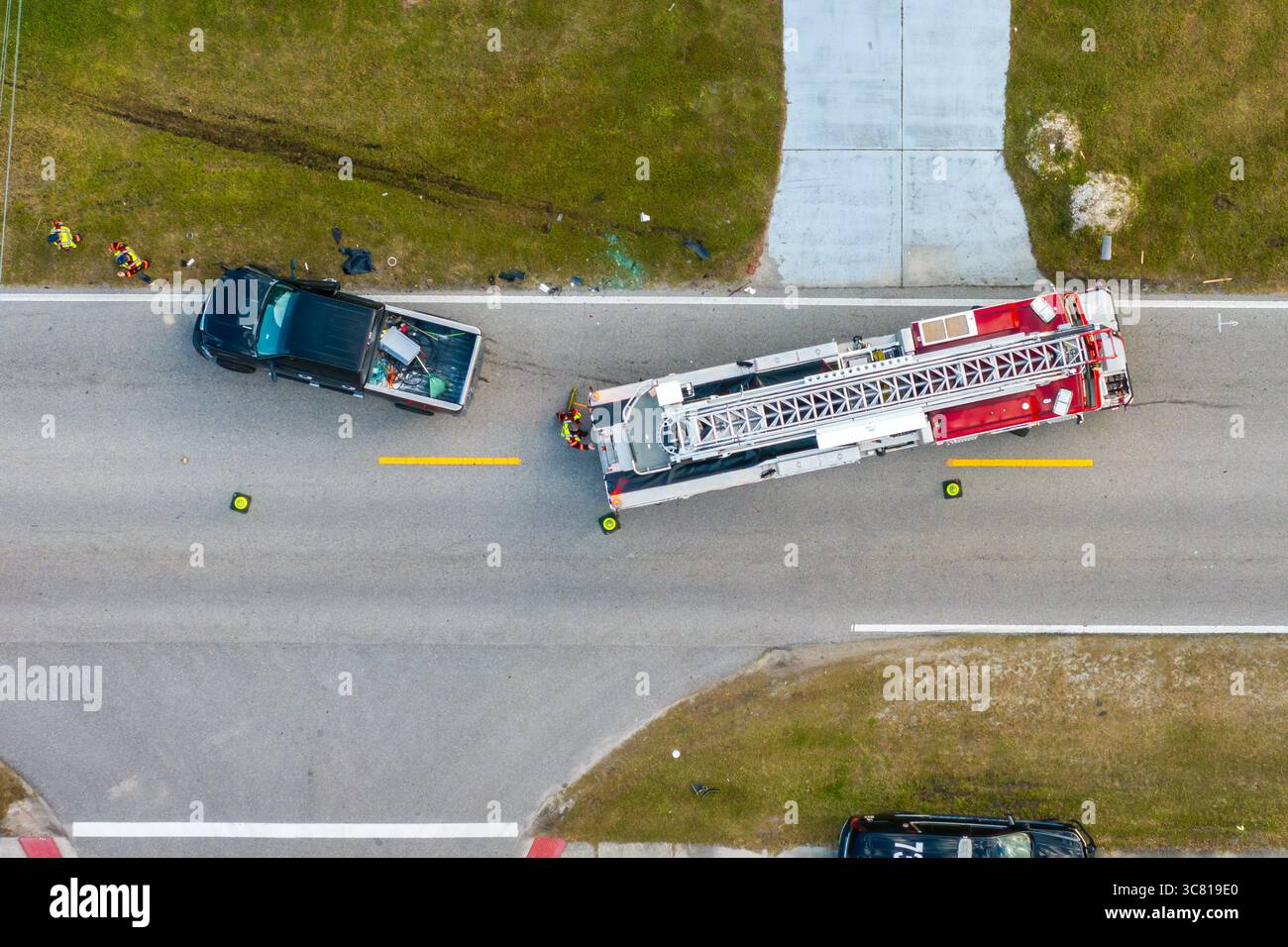 Traffic crash with damaged cars on USA city street Stock Photo - Alamy