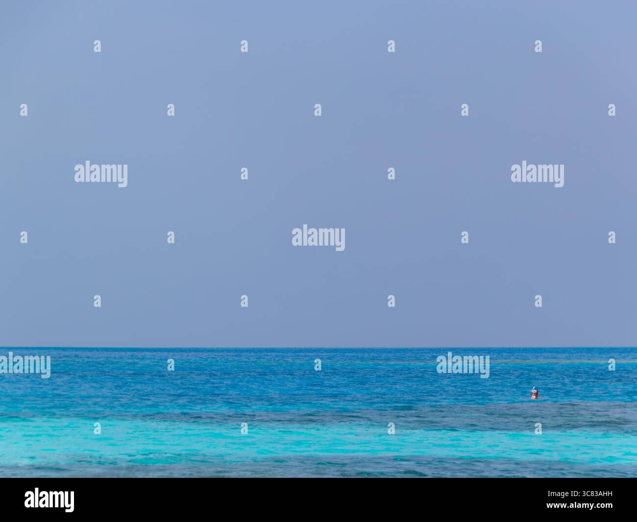 Blue sky meets the sea hi-res stock photography and images - Alamy