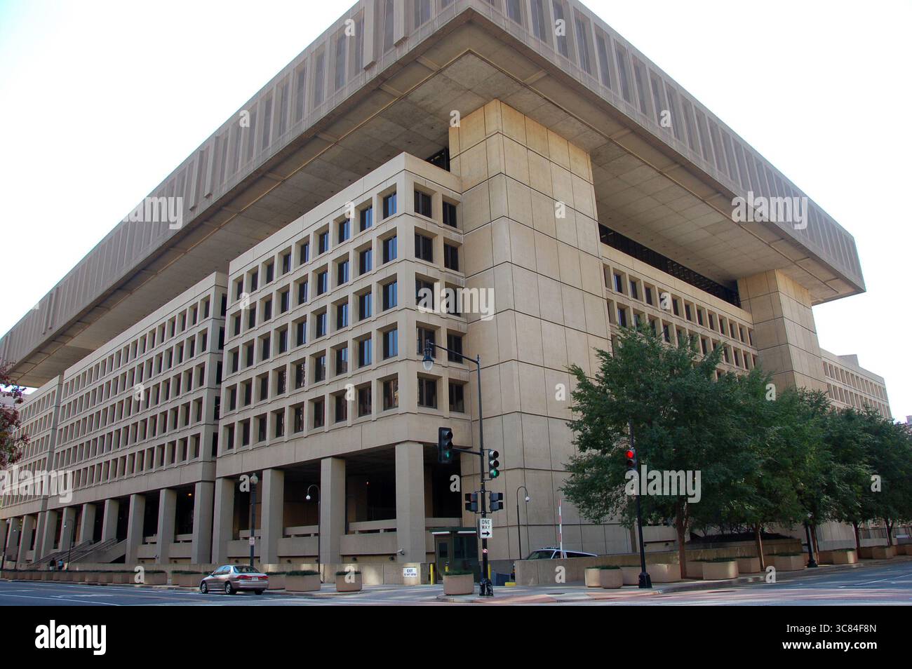 Exterior view of the J. Edgar Hoover Building, the FBI headquarters in Washington, D.C ...