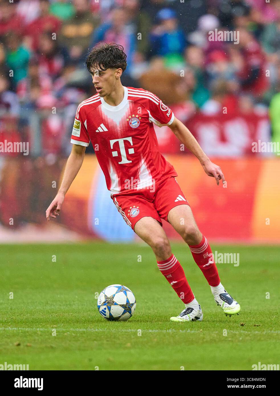 David santos daiber fc bayern munchen mit ball hi-res stock photography ...