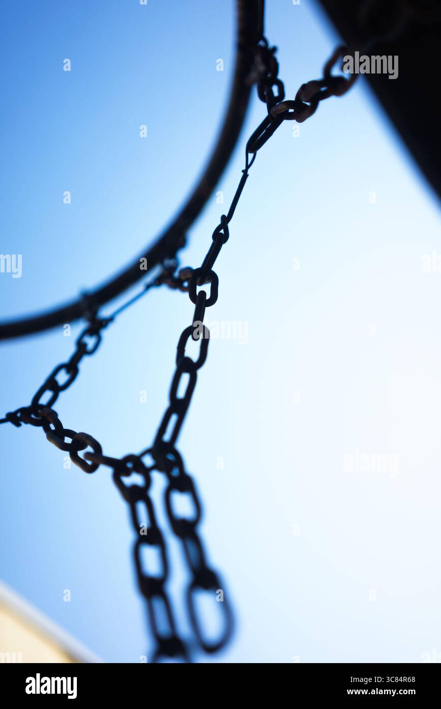 Steel basketball hoop hi-res stock photography and images - Alamy