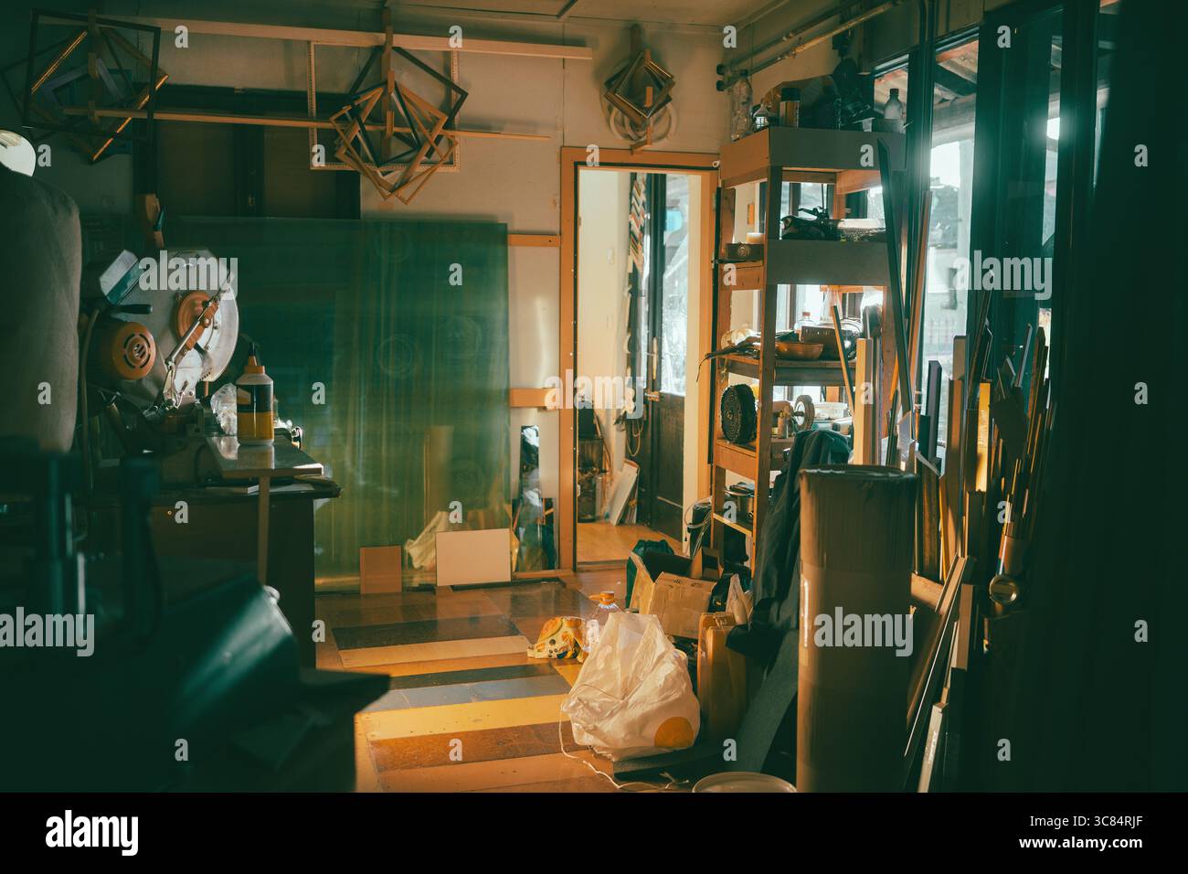 Interior craft shop picture hi-res stock photography and images - Alamy
