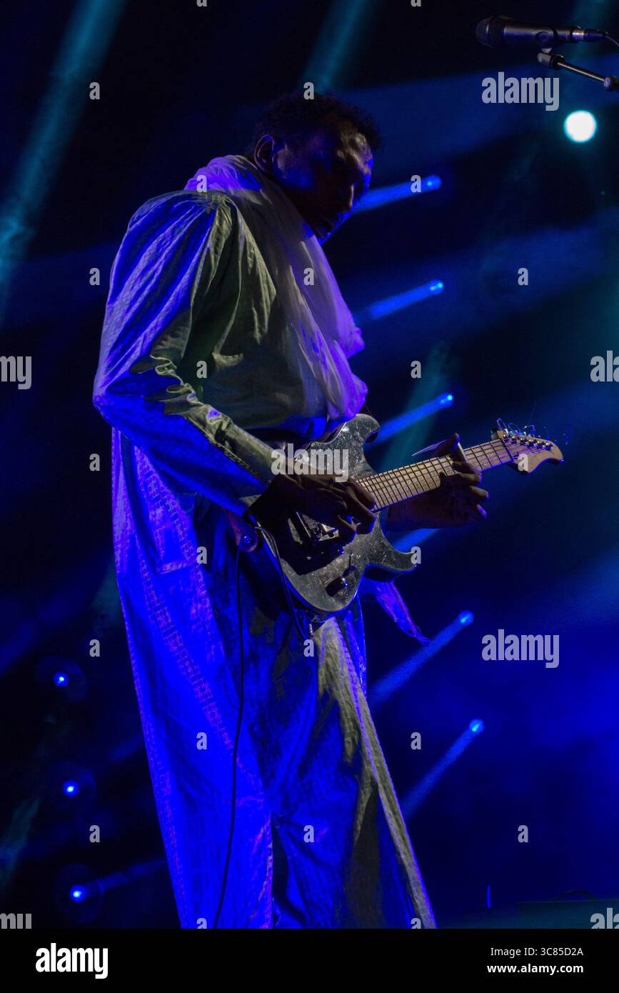 Bombino singer hi-res stock photography and images - Alamy