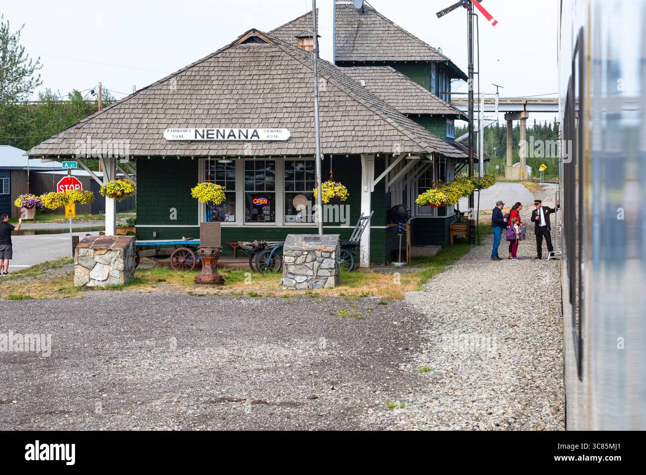 Denali star wilderness express train hi-res stock photography and ...
