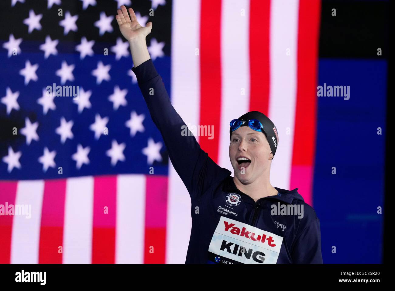 Lilly King of the United States arrives to compete in the women's 50 ...