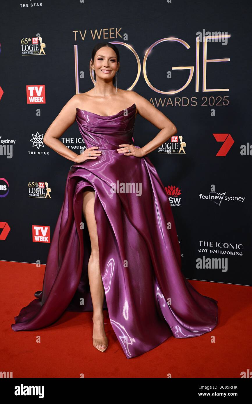 Ricki-Lee Coulter attends the 65th Television Week Logie Awards red ...