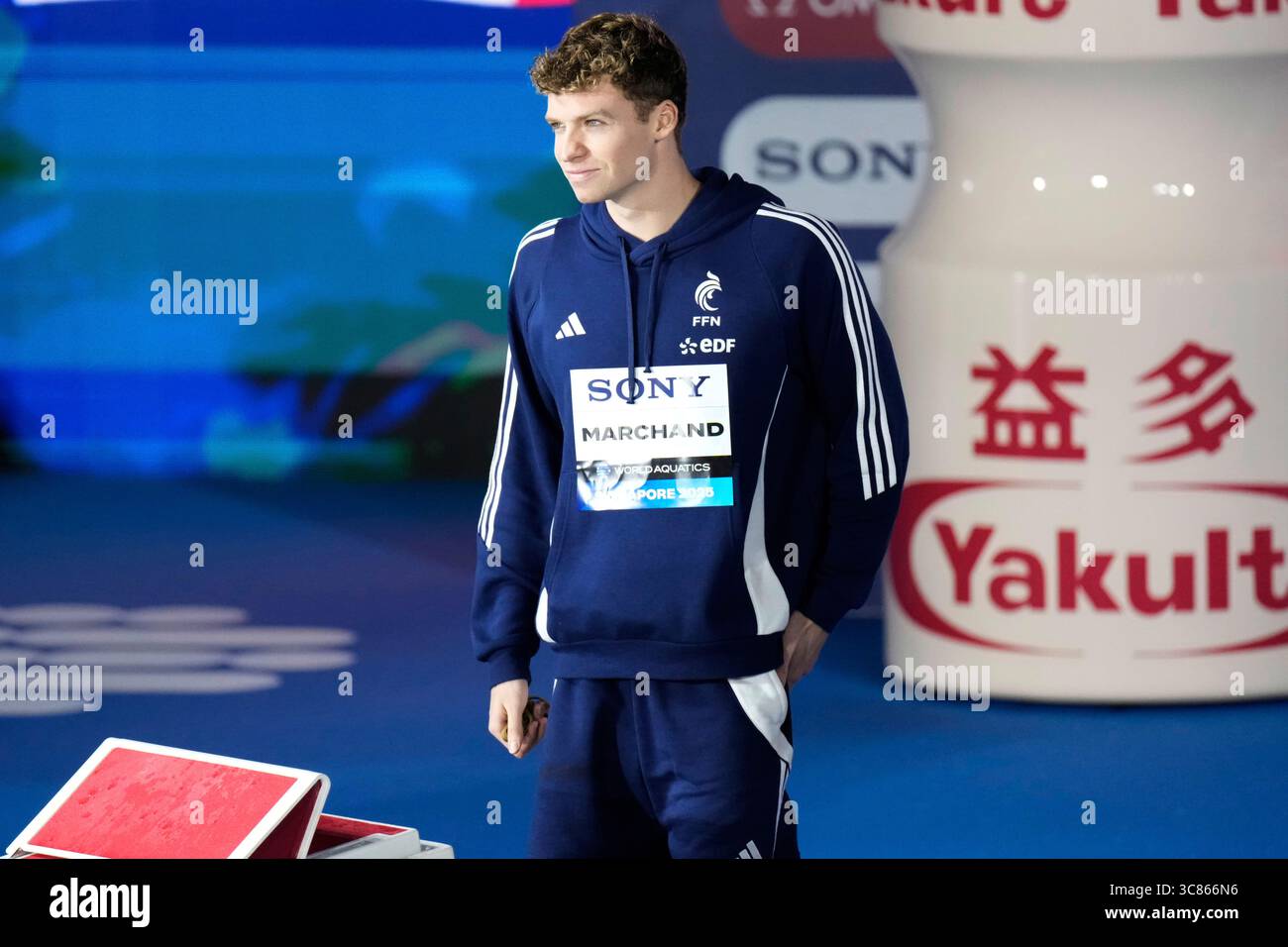 Leon Marchand of France arrives to compete in the men's 400-meter ...