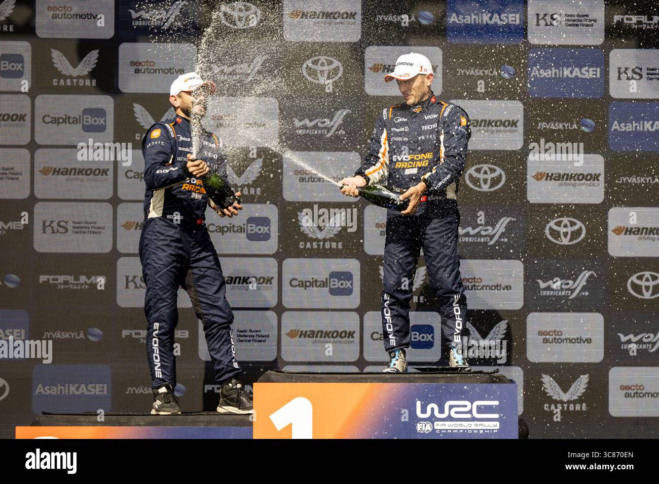 U?ur SOYLU, Sener GÃ?RAY, Skoda Fabia RS Rally2, podium, portrait ...