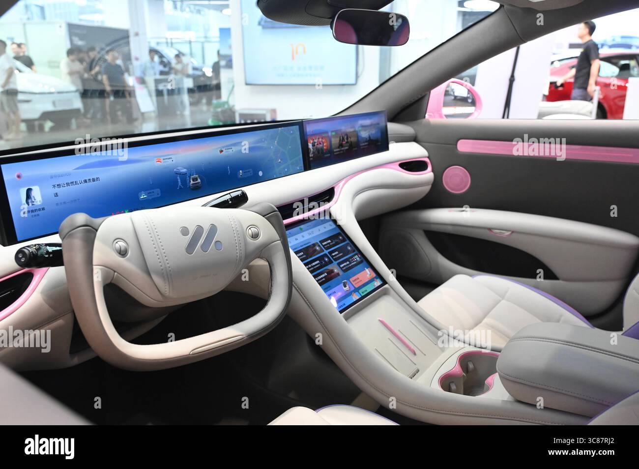 Shenzhen IM Motors electric vehicle shop A electric vehicle of China ...