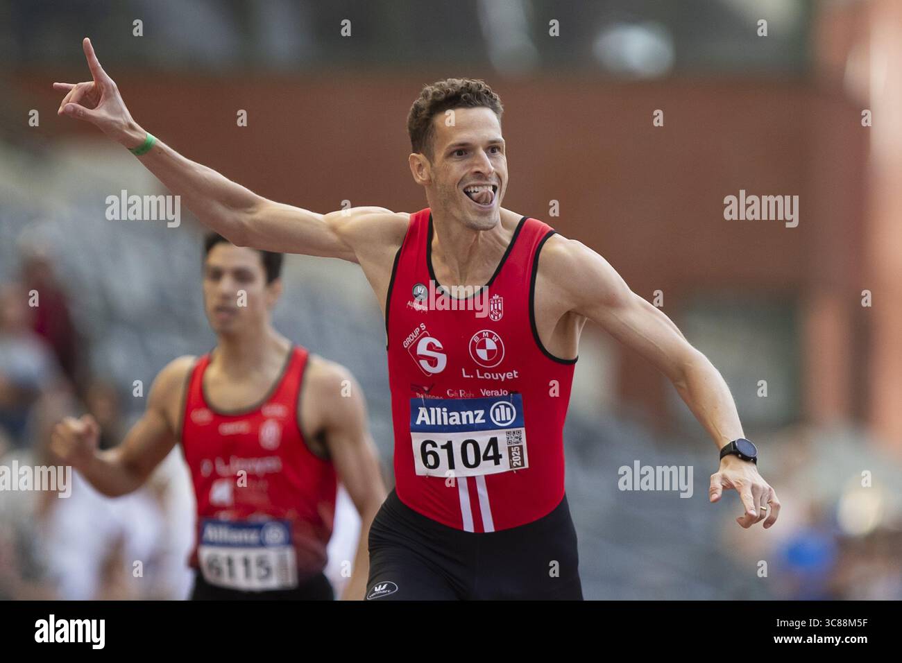 Belgian Dylan Borlee celebrates after winning the men's 400m race, at ...