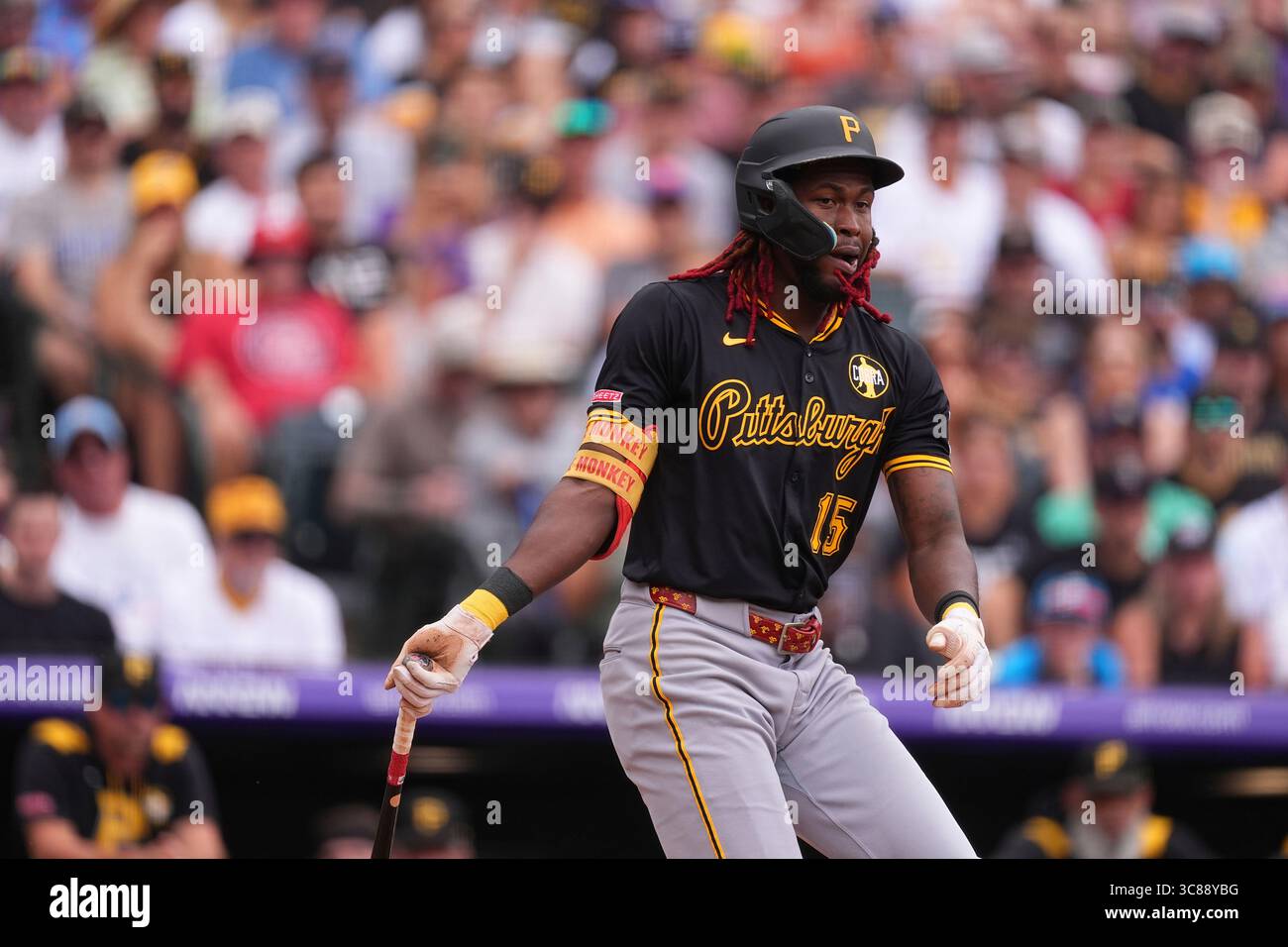 Pittsburgh Pirates center fielder Oneil Cruz (15) in the fourth inning ...