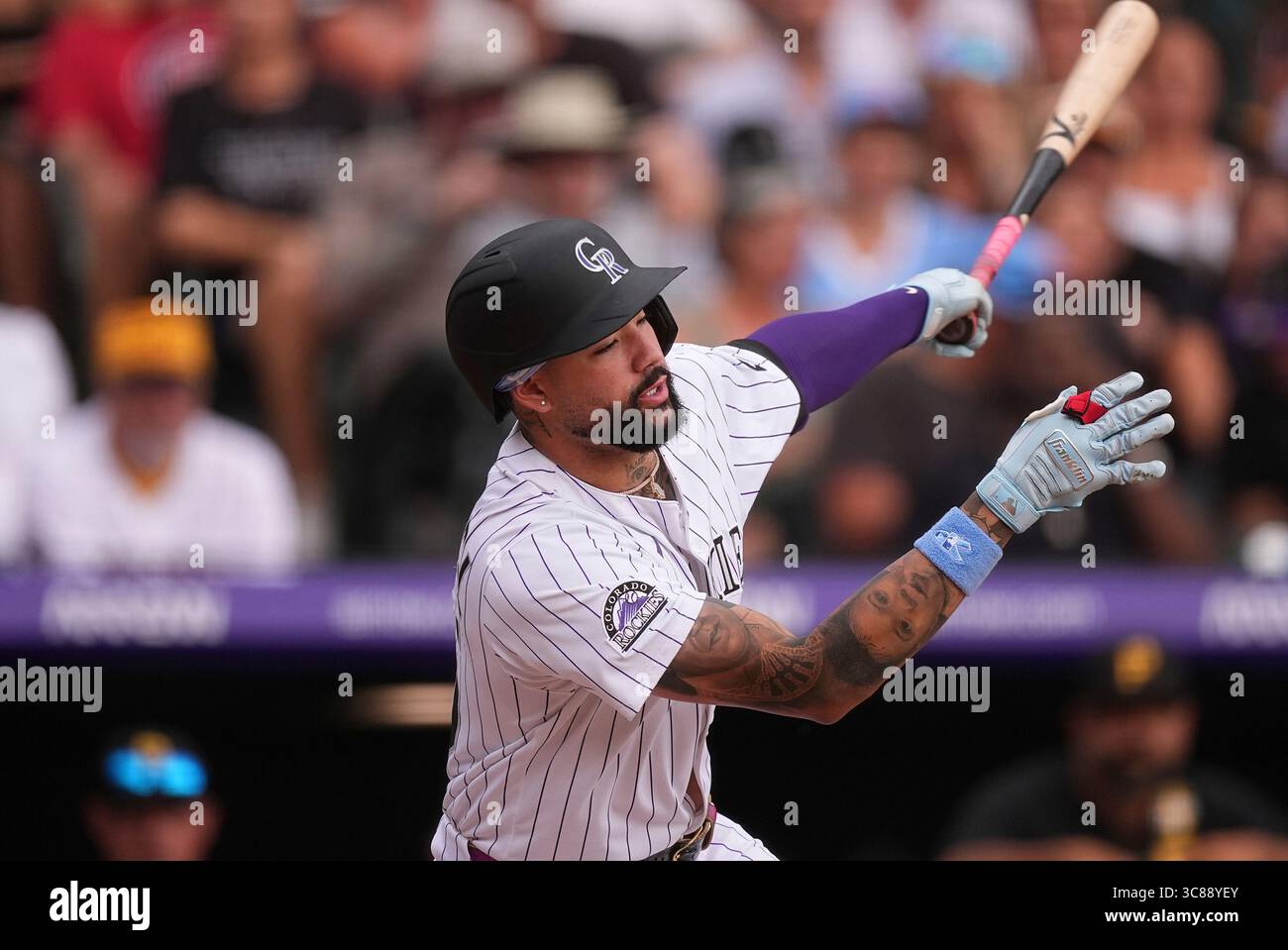 Colorado Rockies first baseman Warming Bernabel (25) in the sixth ...